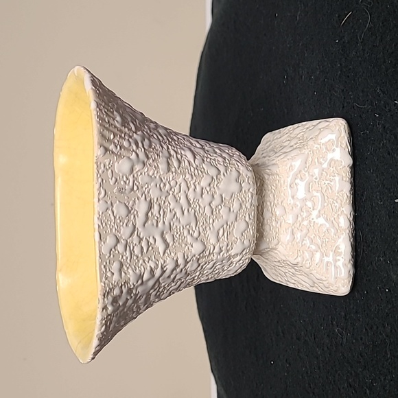 Mccoy | Accents | Vintage Mccoy Speckled Glaze Pottery Vase Pedestal ...